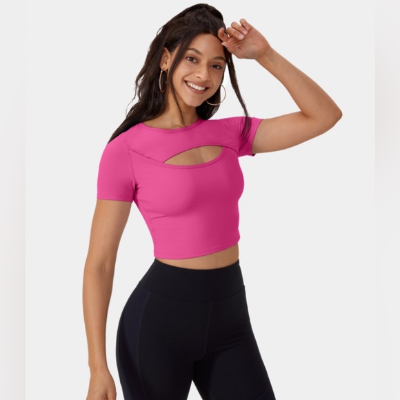 HALARA | Tops | Round Neck Cut Out Short Sleeve Cropped Top Large ...
